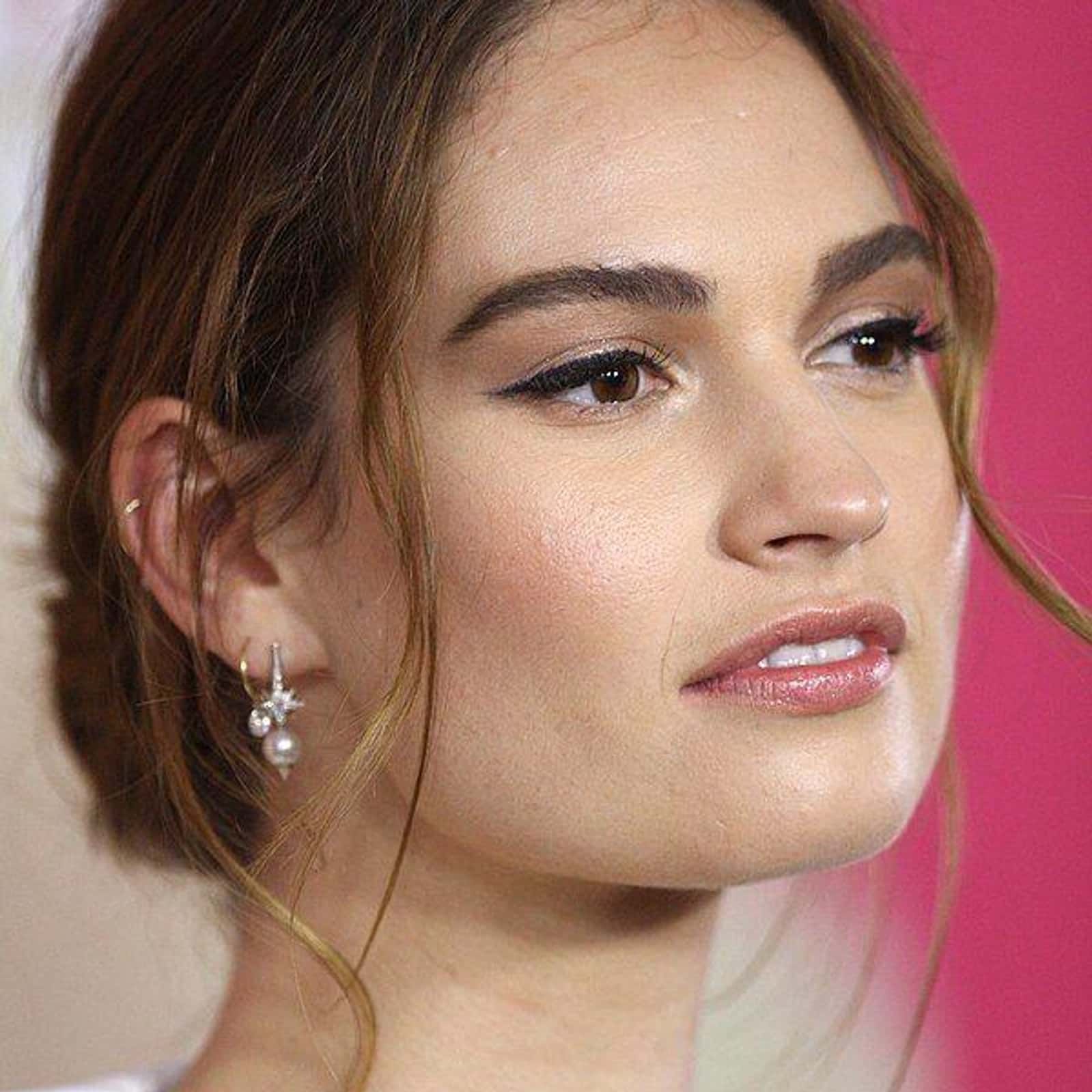 Female Celebrities With Thin Lips And Gles - Infoupdate.org