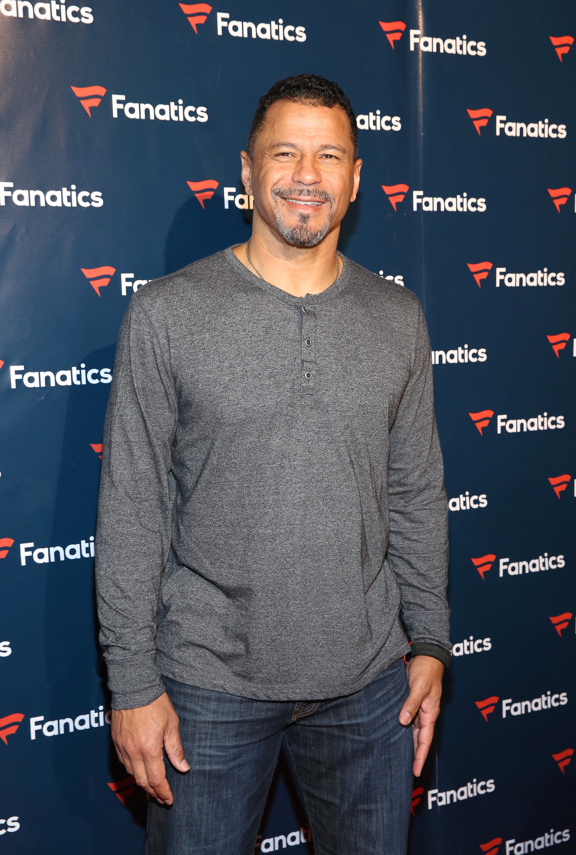 The 25+ Best Athletes Who Wore Number 26, Ranked