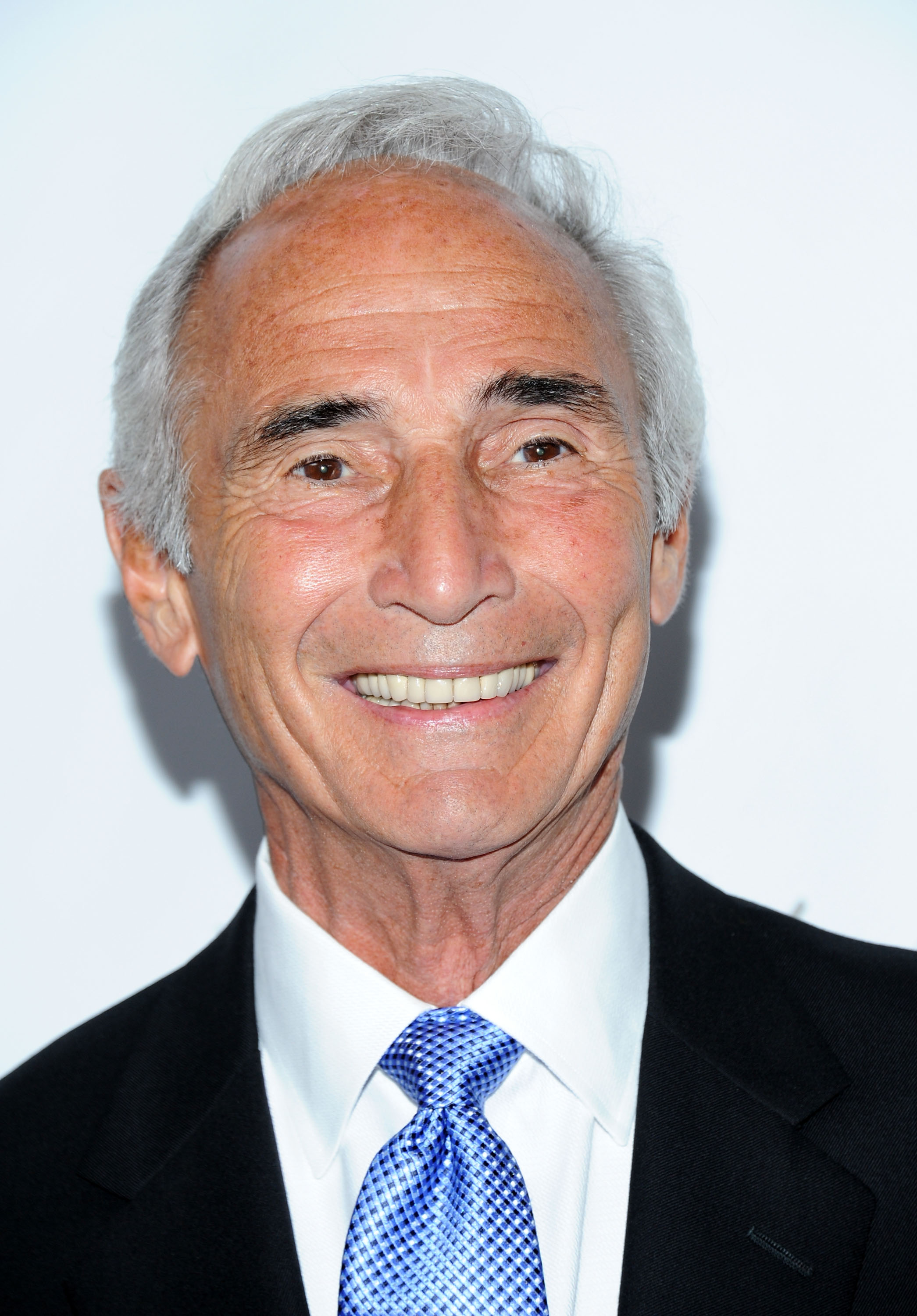 30 Celebrities Turning 85 In 2020 & Famous People Born In 1935